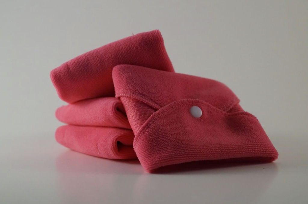 Safepad Reusable & Antimicrobial Sanitary Pads – Set Of 4 Pads | Jeevee