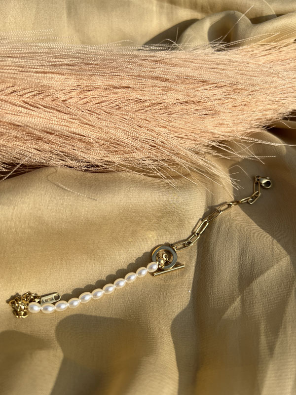 Square Pearl With Golden Chain Pendant | Jeevee