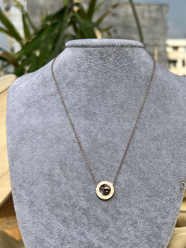 Roman Numerals Round Pendant Link Chain | Jeevee