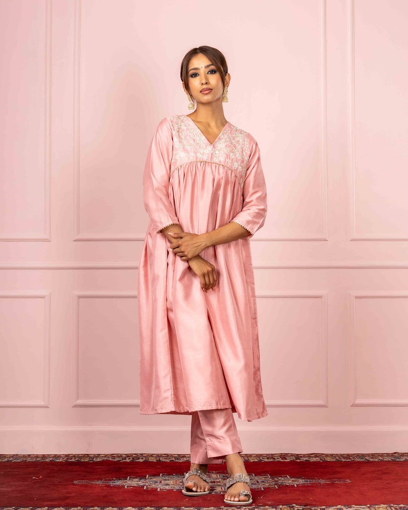 Aadhya Pink Crepe Silk Yoke Embroidery Kurta With Pant (xs) | Jeevee