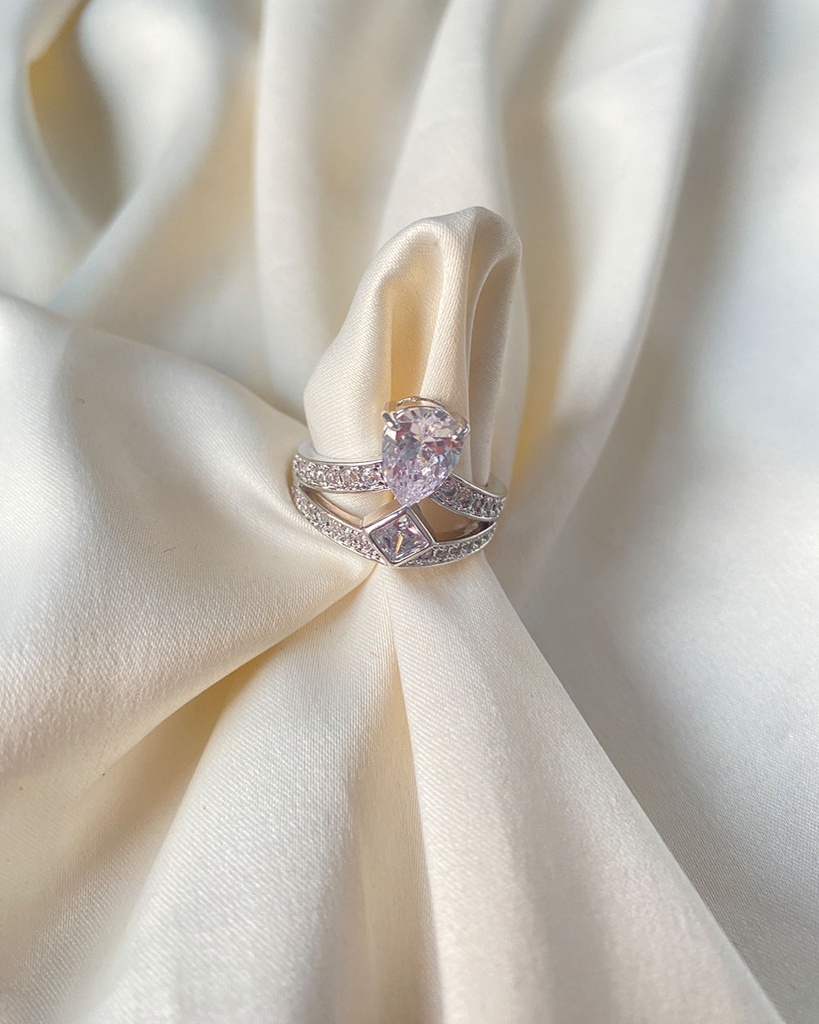 Salt Rhinestone Weave Ring | Jeevee