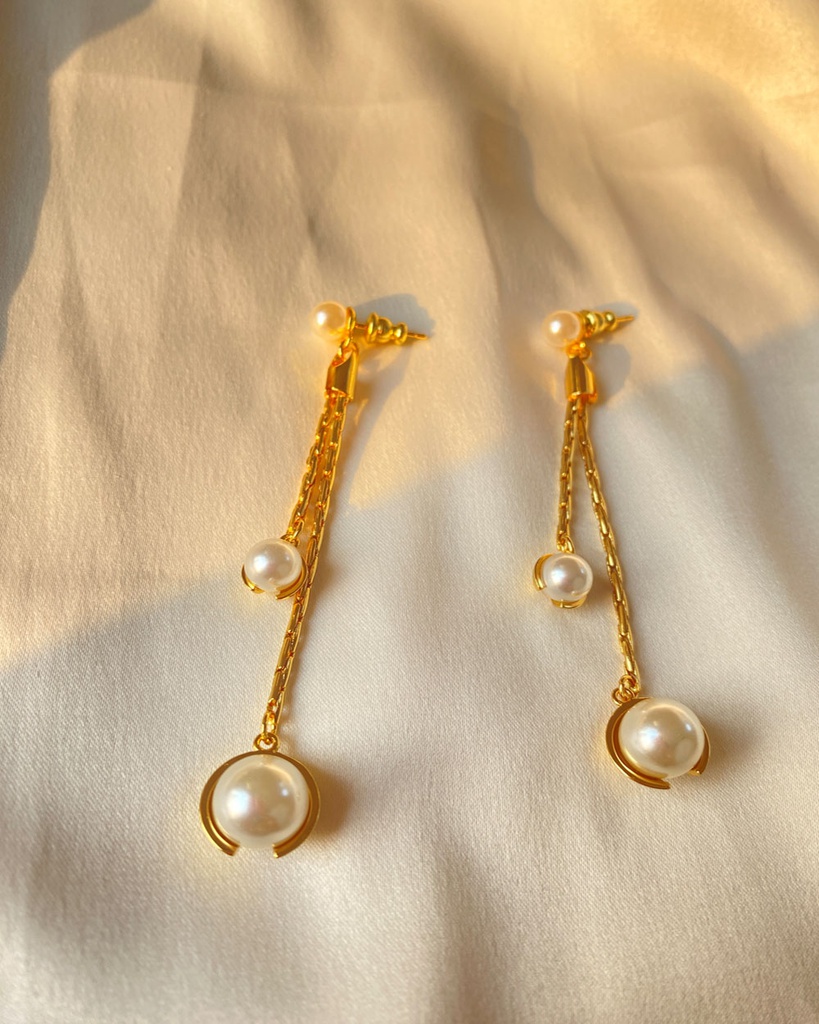 Salt Poppy Finch Trio Pearl Drop | Jeevee